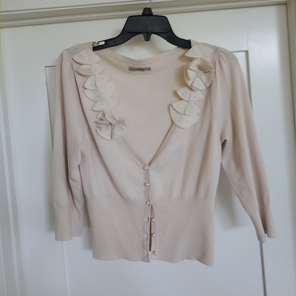 Darling | Sweaters | Euc Darling Adorable Cream Cardigan With Pearl ...